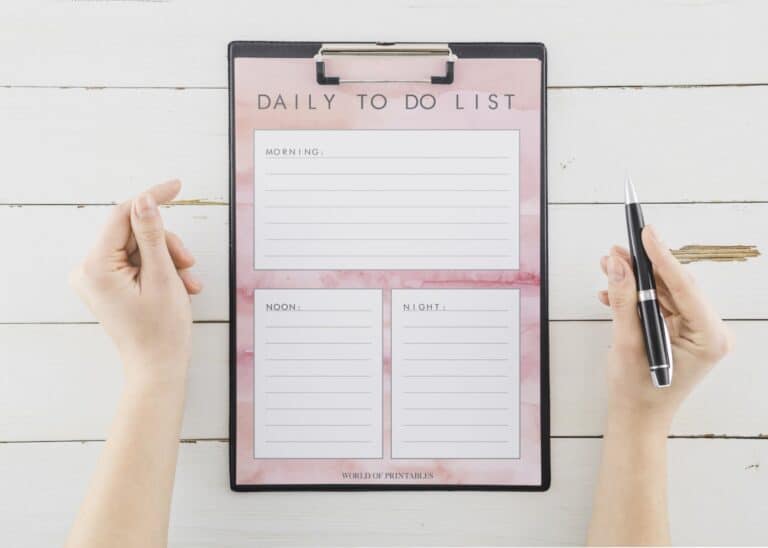 Free Printable Feminine Daily To-Do List - World of Printables