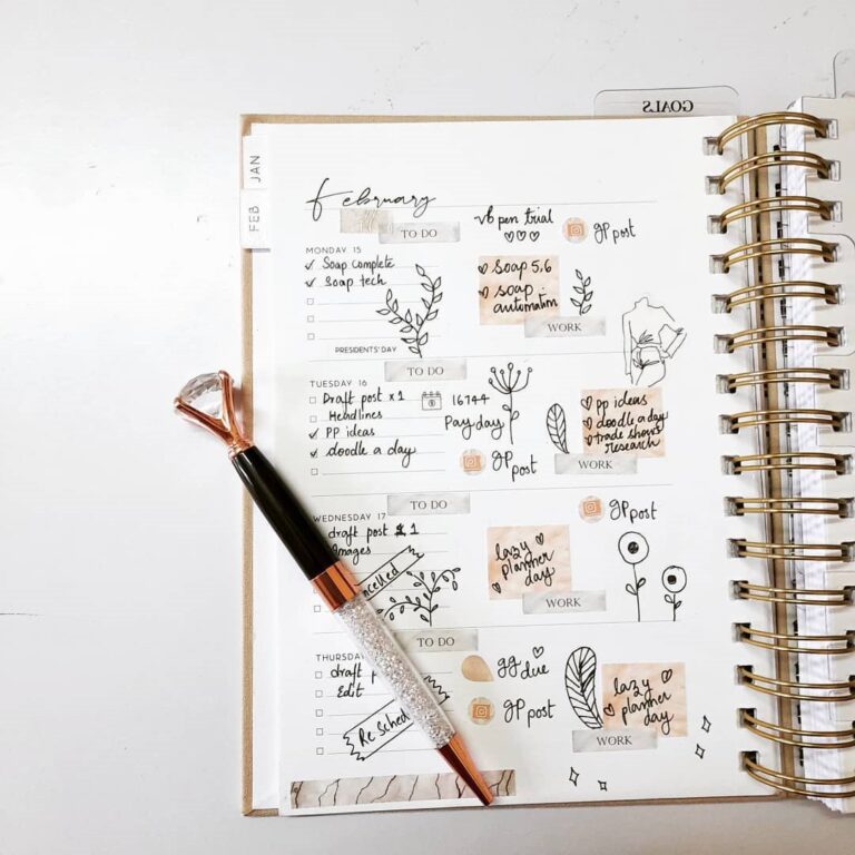 40+ Cute Bullet Journal Ideas For Inspiration - Plus Free Printables