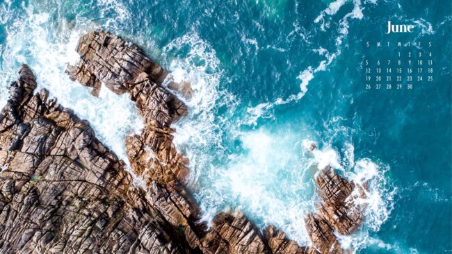 Free June 2022 Calendar Wallpaper